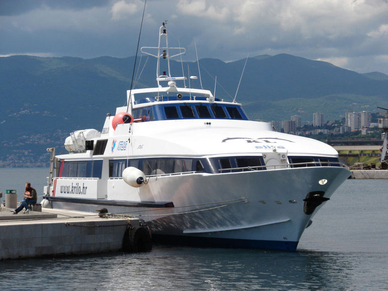 Krilo – Kapetan Luka